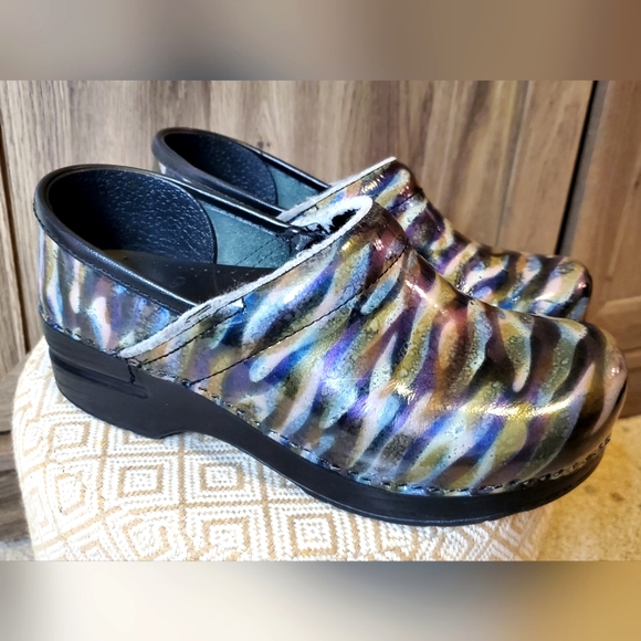 Dansko | Shoes | Dansko Multi Colored Clog Size 36 556 | Poshmark